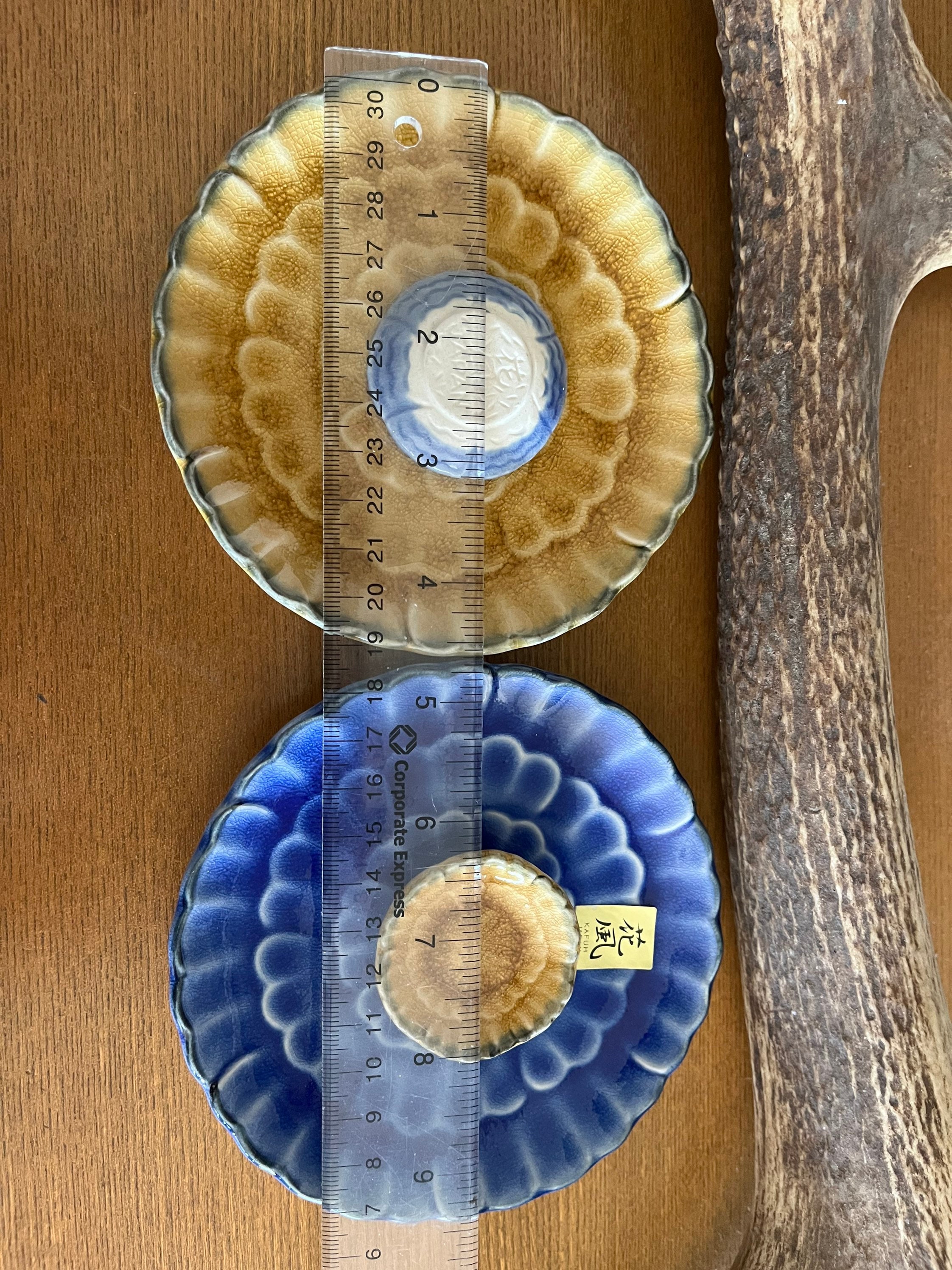 Kafuh Japanese Flower Plates - Etsy