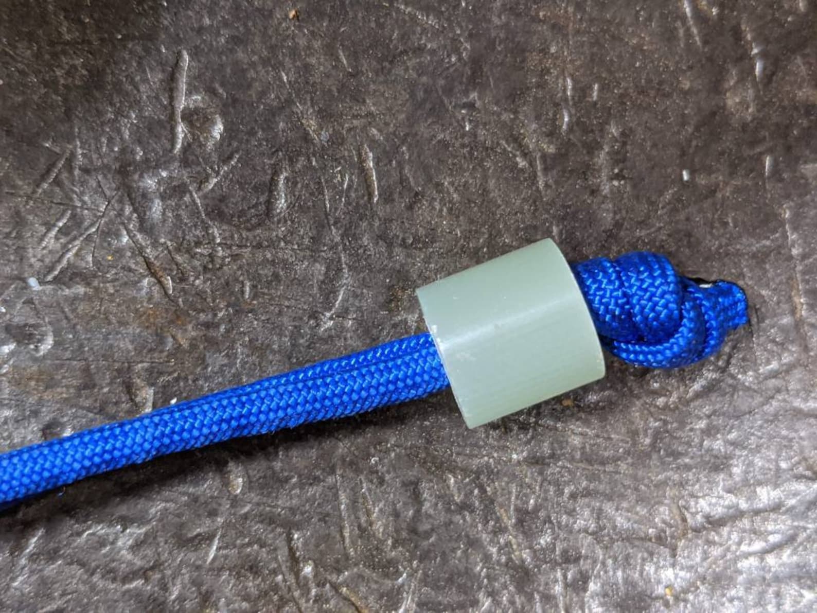 Large Simple Jade Green G10 Lanyard Bead and a Free Paracord Lanyard - Etsy