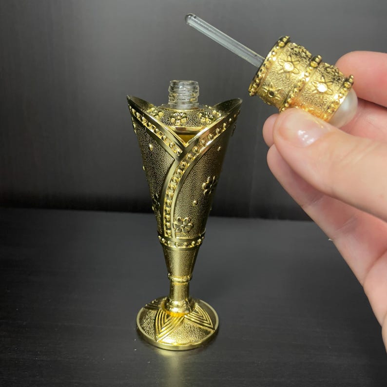 Fatima Arabian Perfume Oil by Khadlaj: Long-lasting Unisex Attar, 15ml ...