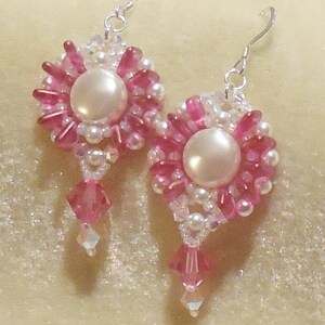 PATTERN Spring Loaded Earrings 2 Hole Czechmate Triangle Beads Pearls ...