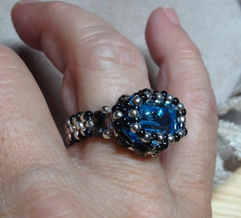 PATTERN Tutorial Bead Weaving Ring With Swarovski Crystal Stone #4610 ...