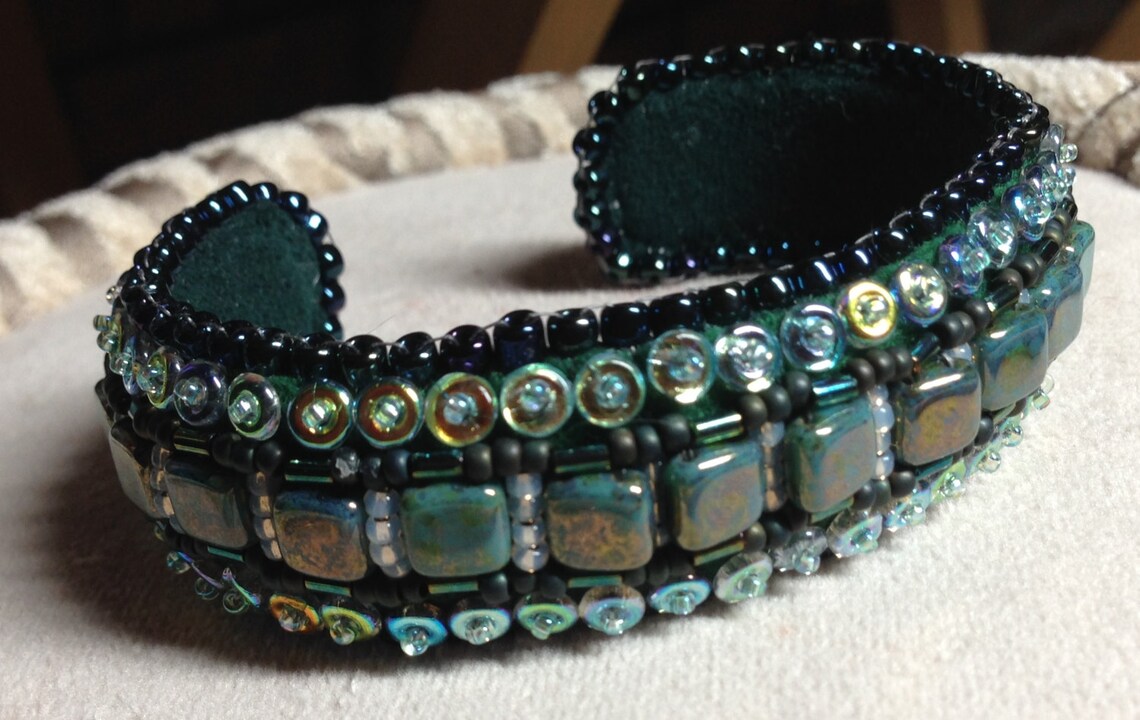 PATTERN Tutorial Bead Embroidery Cuff Bracelet for Czechmate - Etsy