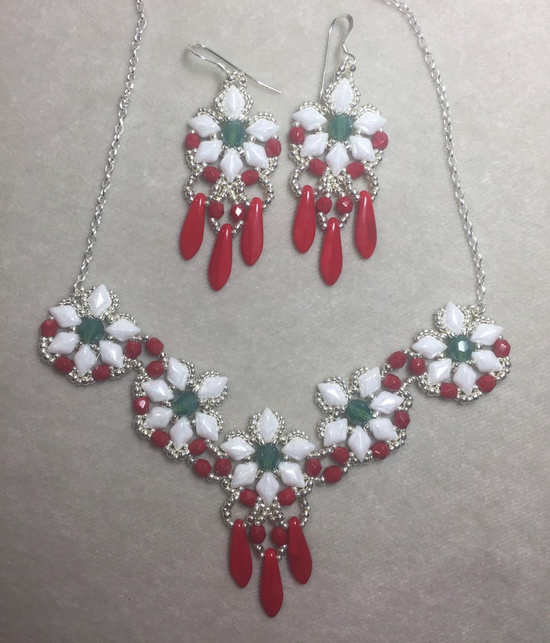 PATTERN Diamond Fleur Necklace Gem or Diamond Duo Beads Fire - Etsy