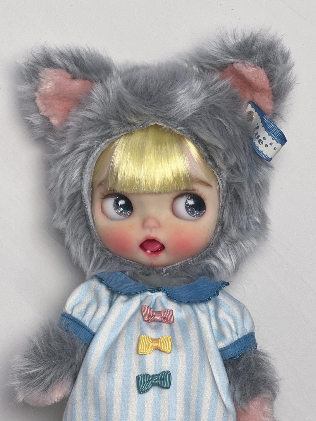 SOLD OUT - Custom Blythe Doll Ooak by Noeldolls (zoe and Her Pet Fish ...