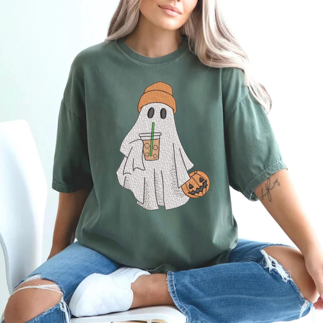 Comfort Colors Halloween Ghost Shirt: Spooky Retro Graphic Tee - Etsy