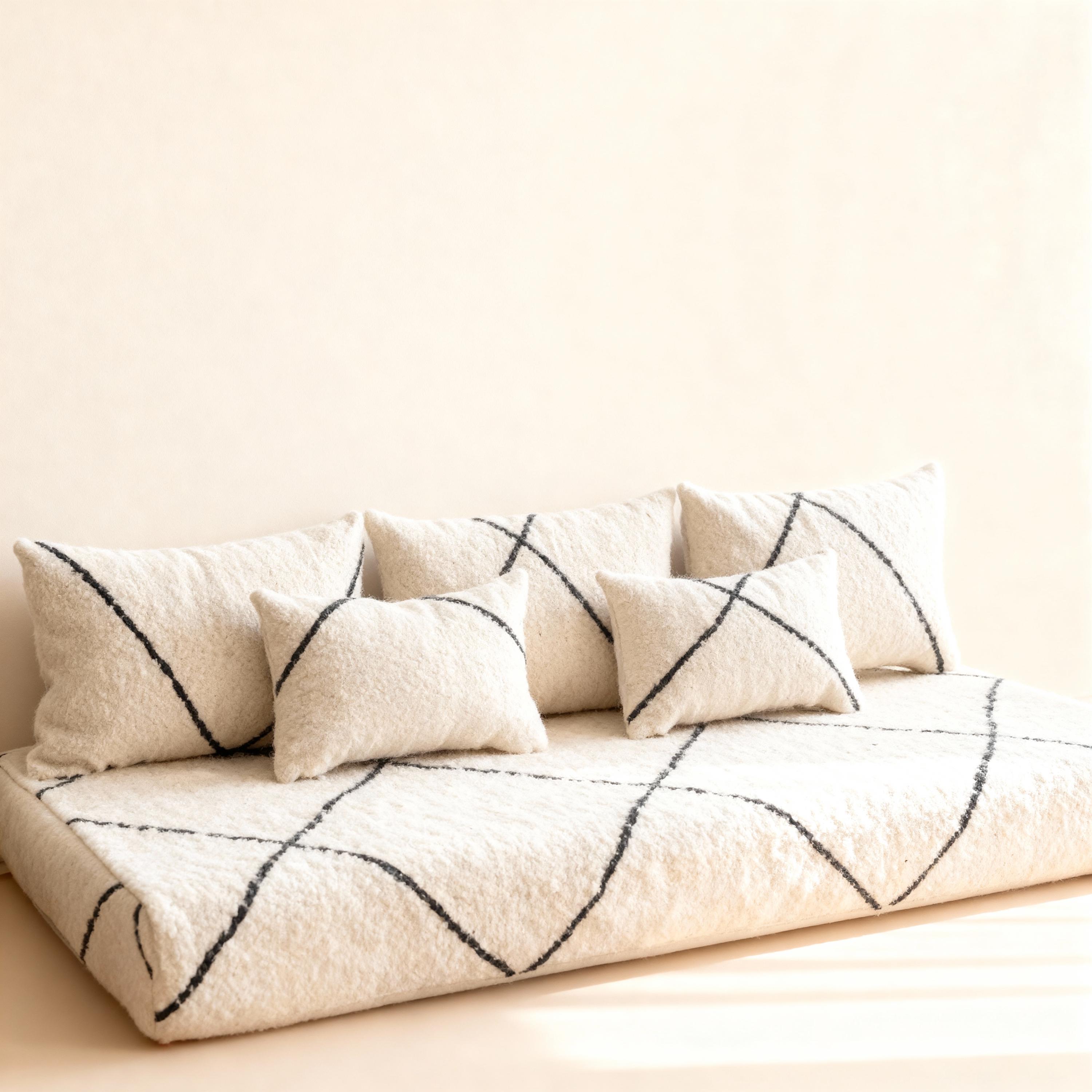 Large Arabic Majlis Sofa, Moroccan Wool Floor Sofa Bed, Handmade Beni ...