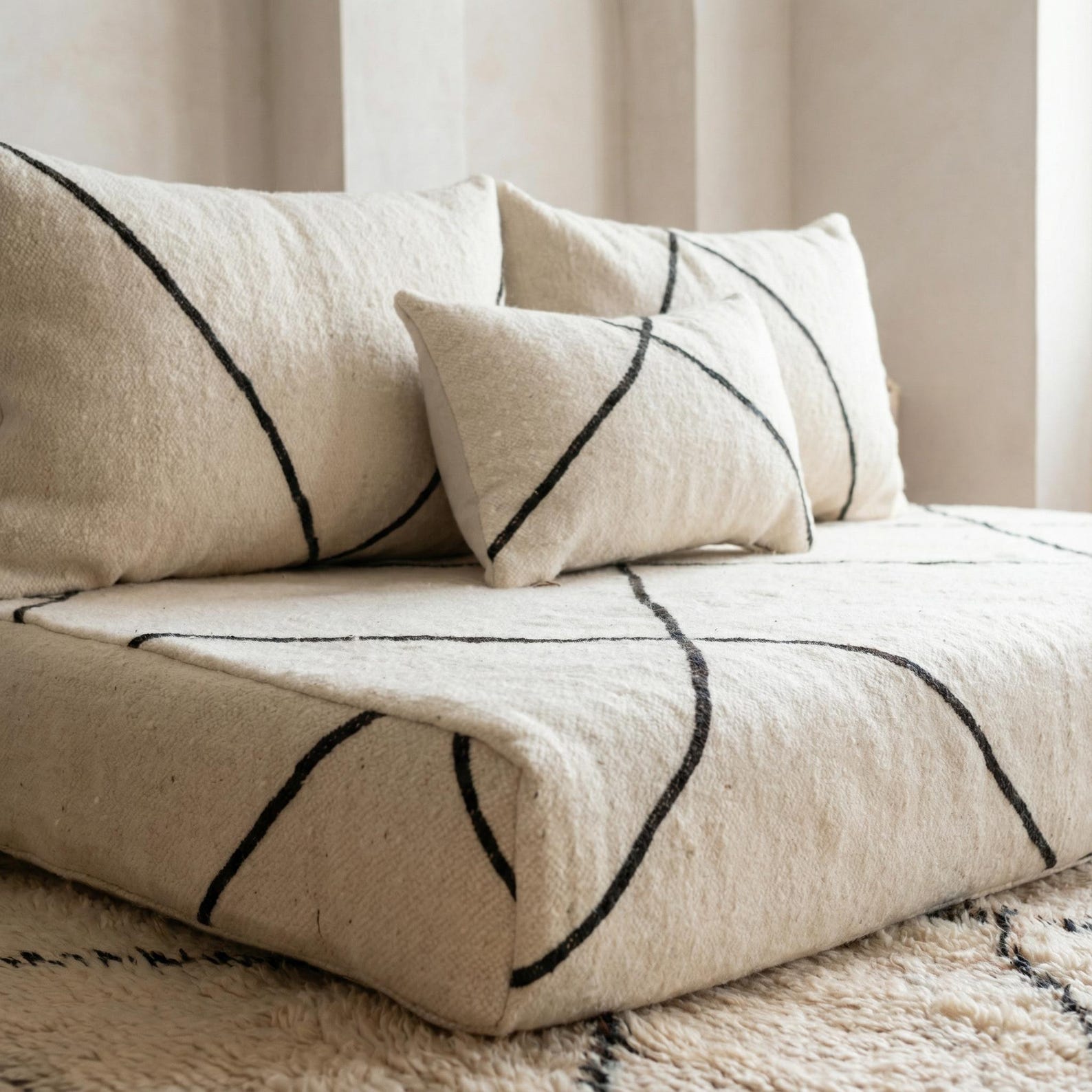 Large Arabic Majlis Sofa, Moroccan Wool Floor Sofa Bed, Handmade Beni ...