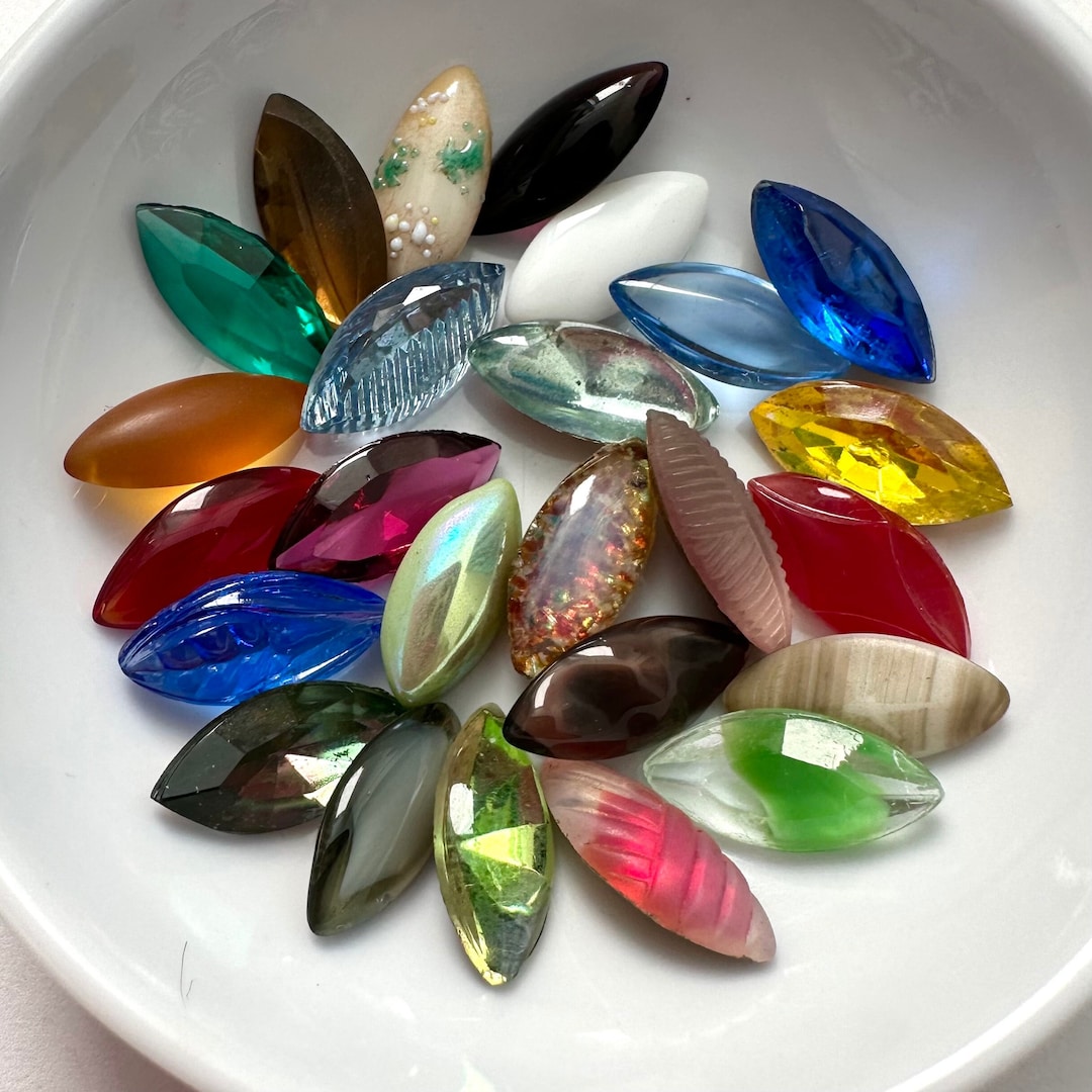 24 Vintage Navette Stones Mix 15x7 Glass Sabrina Givre Frosted - Etsy