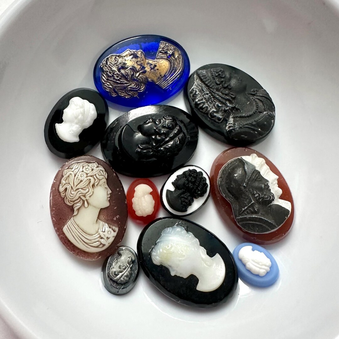 Vintage Cameo Cabochons Assortment Glass Carved Painted Flat Back ...