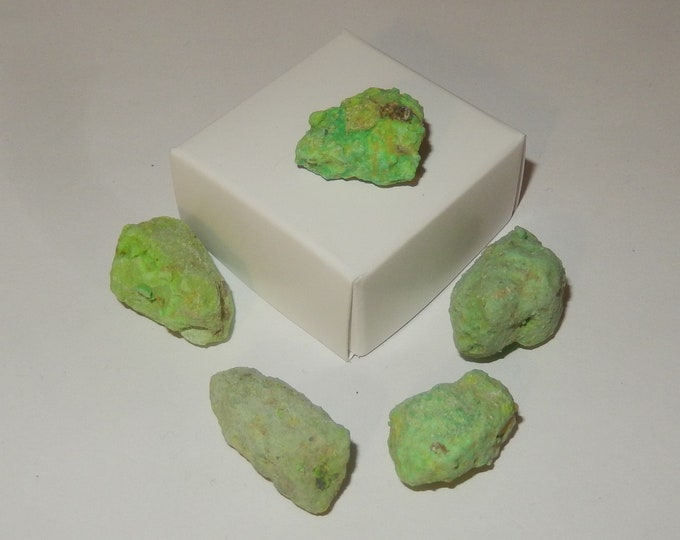 Gaspeite- Rough- Group of Five Pieces - Etsy