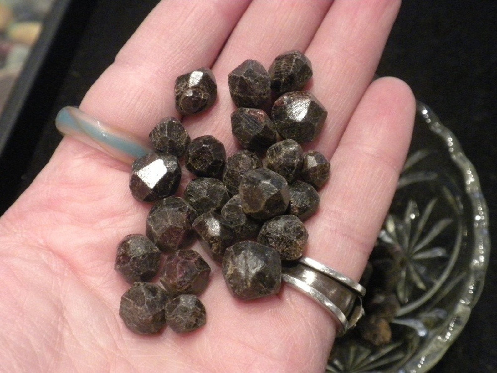 Natural Garnet Crystal - Etsy