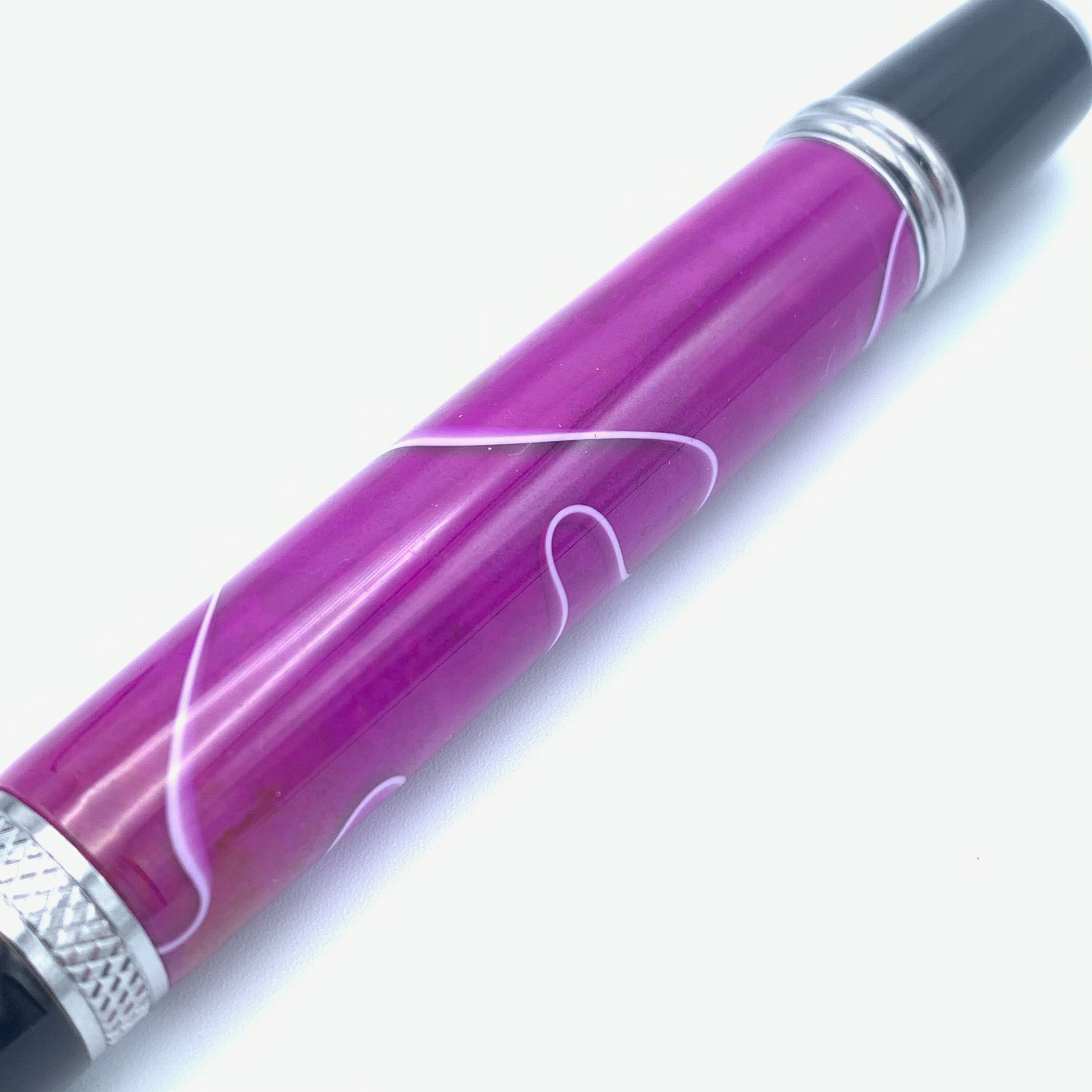 Stylo fait main Stylos violets et blancs personnalisés | Etsy