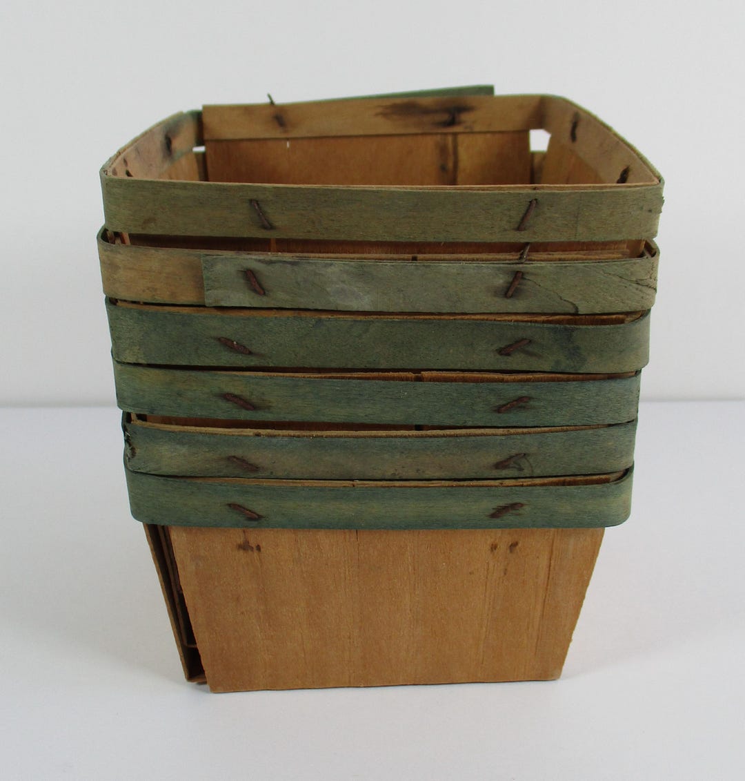 Vintage Used Wood Strawberry Berry Boxes, Set of 6, Pint Size ...