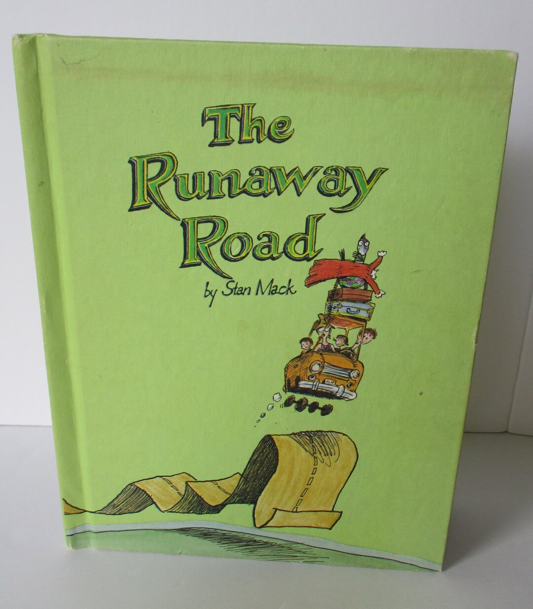 The Runaway Road, Stan Mack, 1980, Vintage Childrens Book, Hardback ...