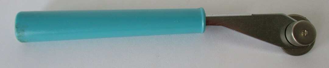 Vintage Sewing Pattern Tracer, Turquoise Blue Plastic Handle, 5 ...