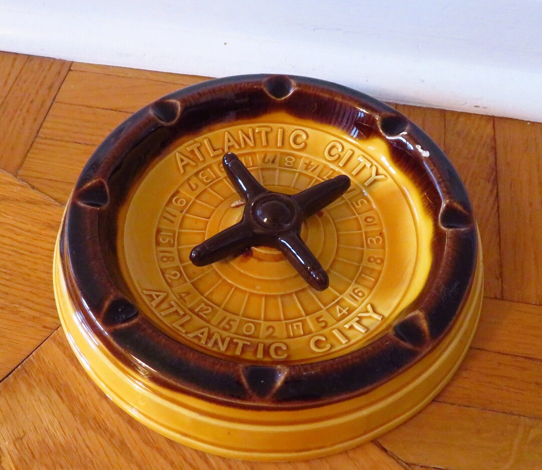Vintage~roulette Wheel~ashtray~atlantic City~gambling~cigarette~man ...