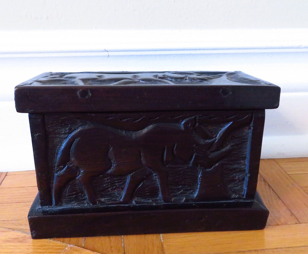 Vintage Tobacco Container Wooden Box, Rustic Box, Animals Figures ...