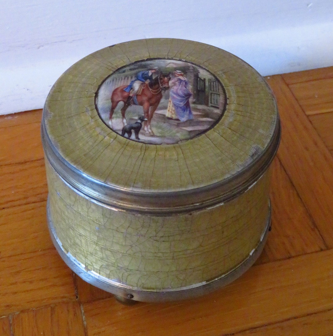 VTG Powder Puff Antique Tin Vanity Powder Puff Music Box | Footed ...