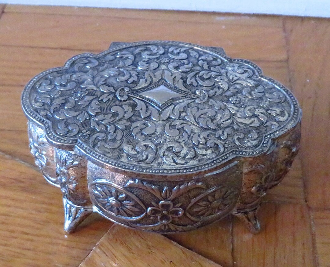 Victorian Style Jewelry Box Collectible Made in Japan Footed Trinket ...