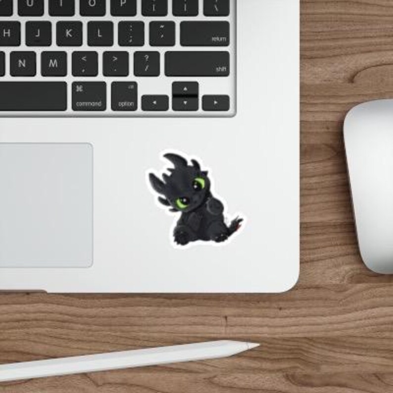 HTTYD Toothless Die-cut Stickers - Perfect for Laptops and Water ...