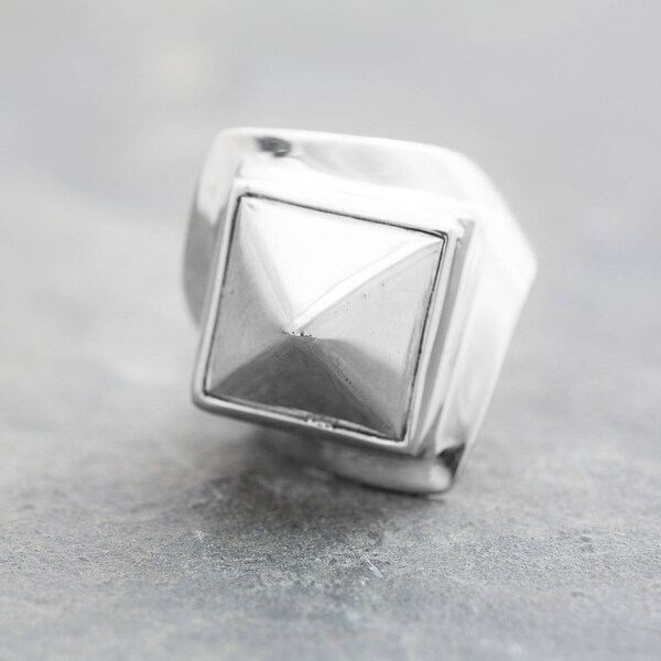 Silver Pyramid Ring - Etsy