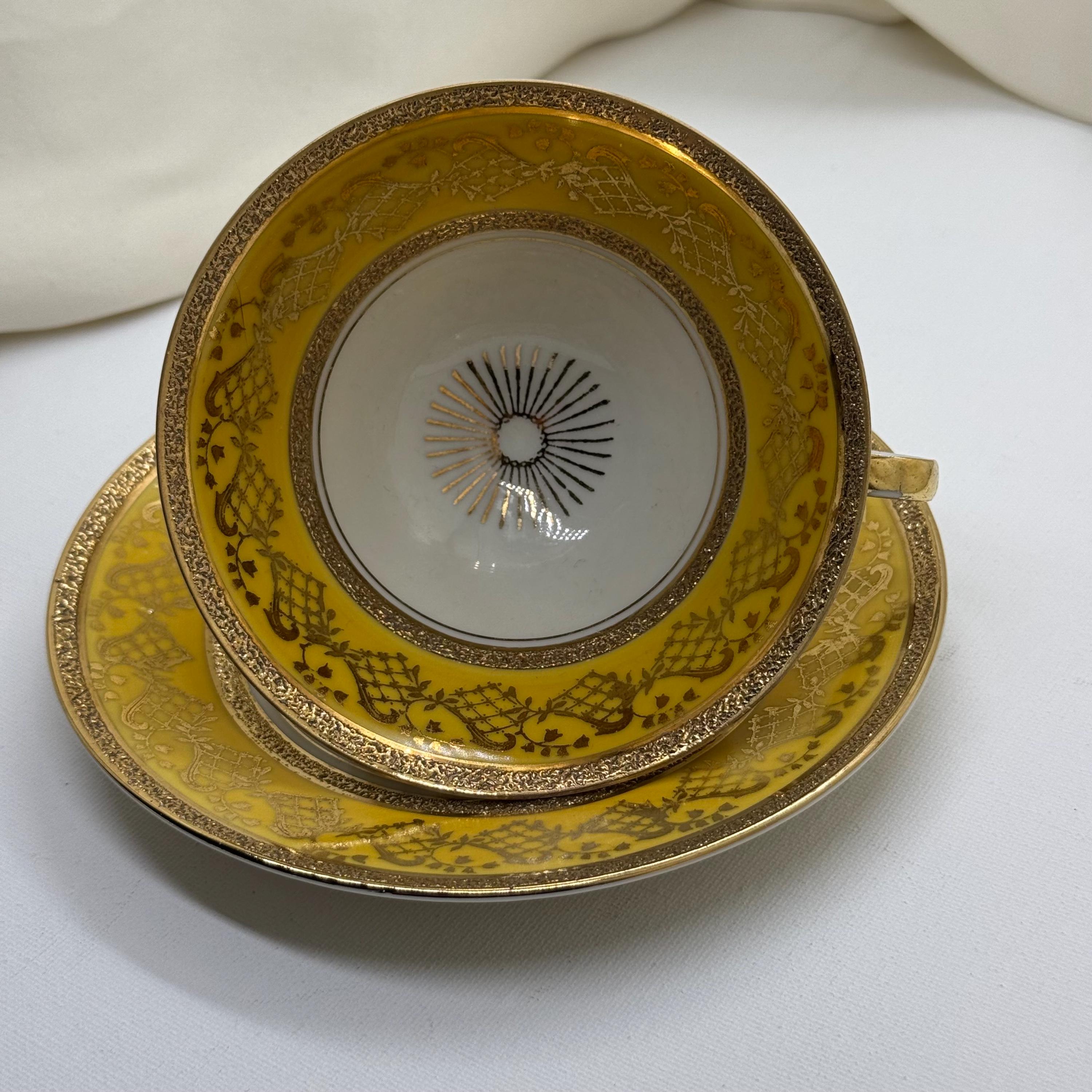 Vintage Händel Porzellanmanufaktur Yellow & Gold Porcelain Cup Saucer ...