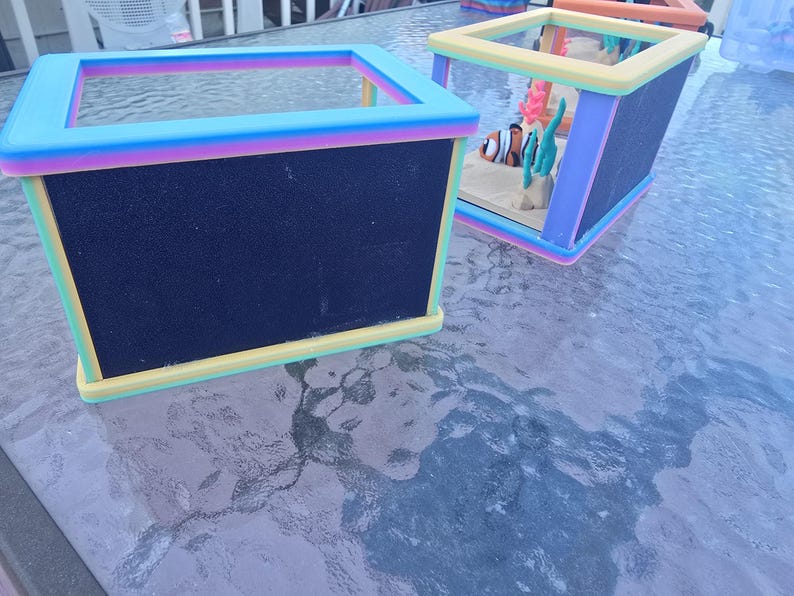 3D Printed Fish Tank With Toy Fish Set: Pretend Play Desk Decor - Etsy