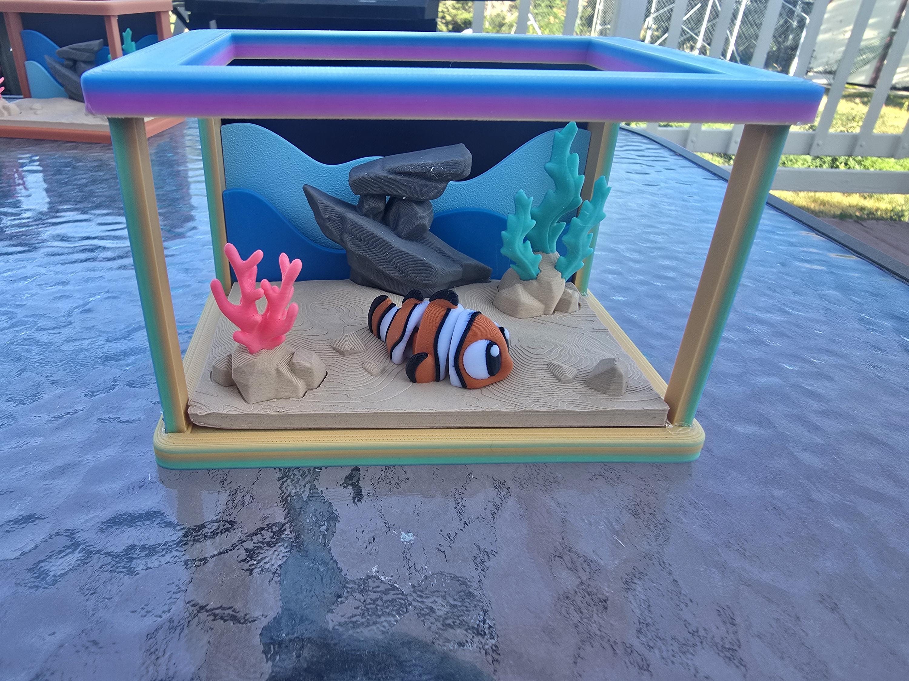 3D Printed Fish Tank With Toy Fish Set: Pretend Play Desk Decor - Etsy