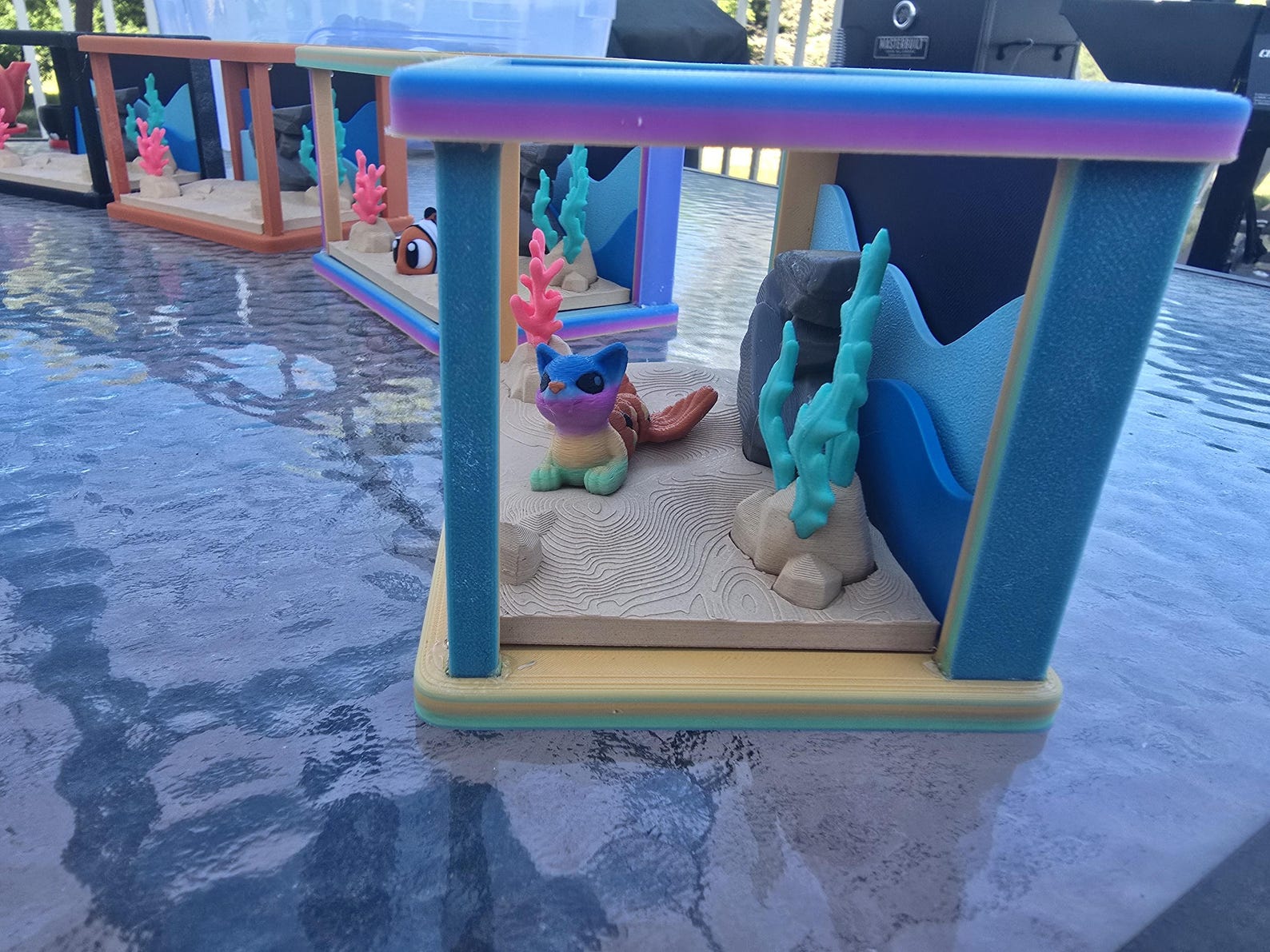 3D Printed Fish Tank With Toy Fish Set: Pretend Play Desk Decor - Etsy