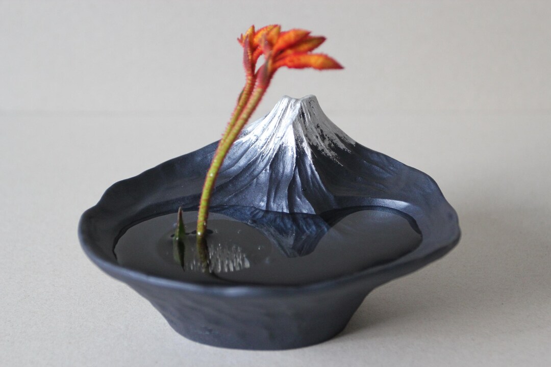 Mount Fuji Ikebana Vase – Japanese Flower Arrangement Vase – Made in ...