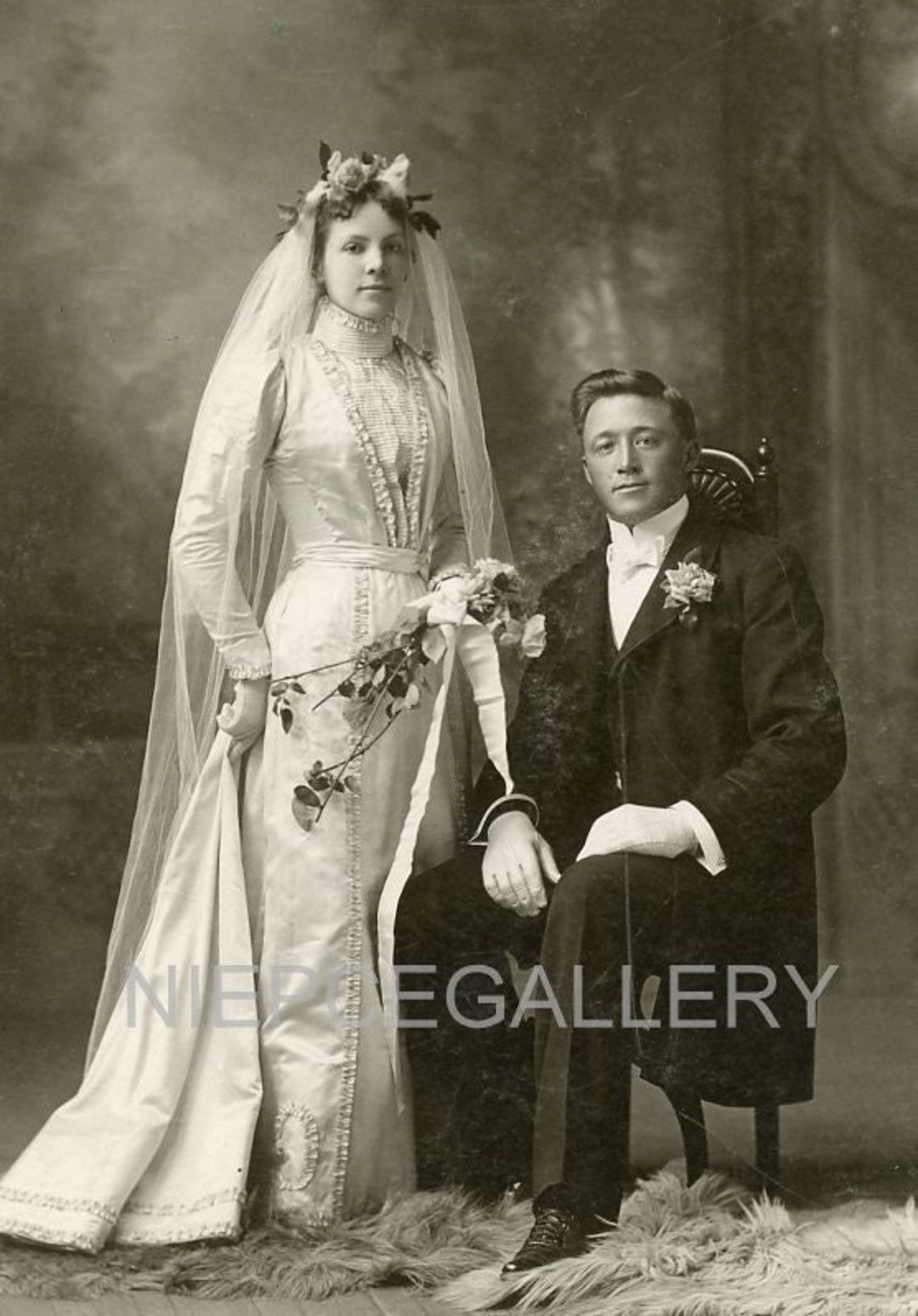 AMAZING GOWN Handsome Couple Early 1900s WEDDING Photo St. Paul ...
