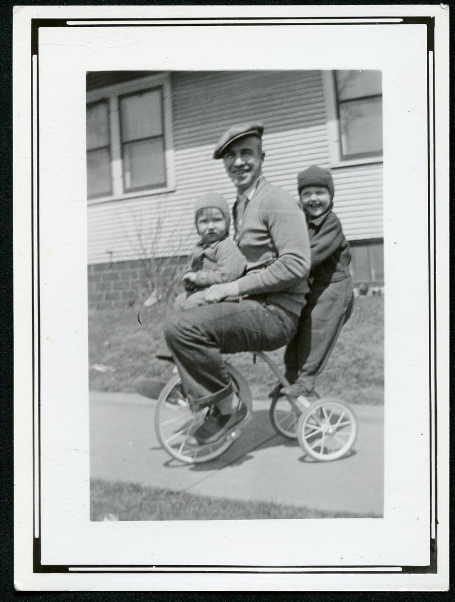Man With Two Kids on CROWDED TRICYCLE in Fun 1940s Photo - Identified ...