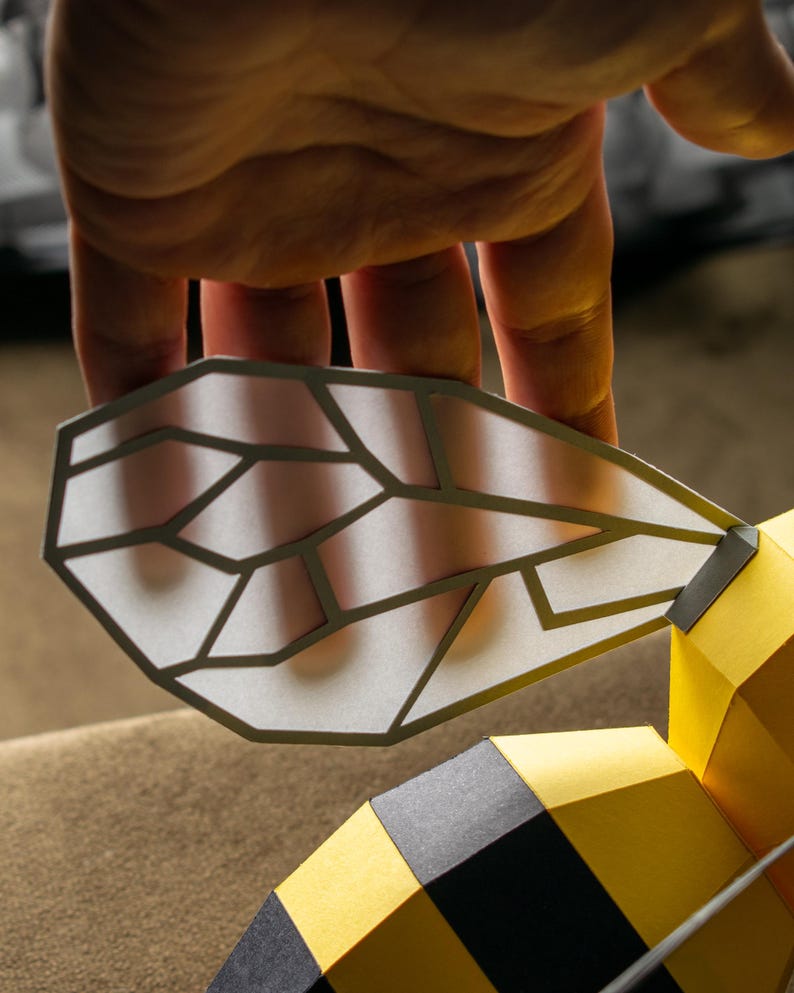 Bee Papercraft Template PDF SVG DXF | Low-poly Insect Model | Printable ...