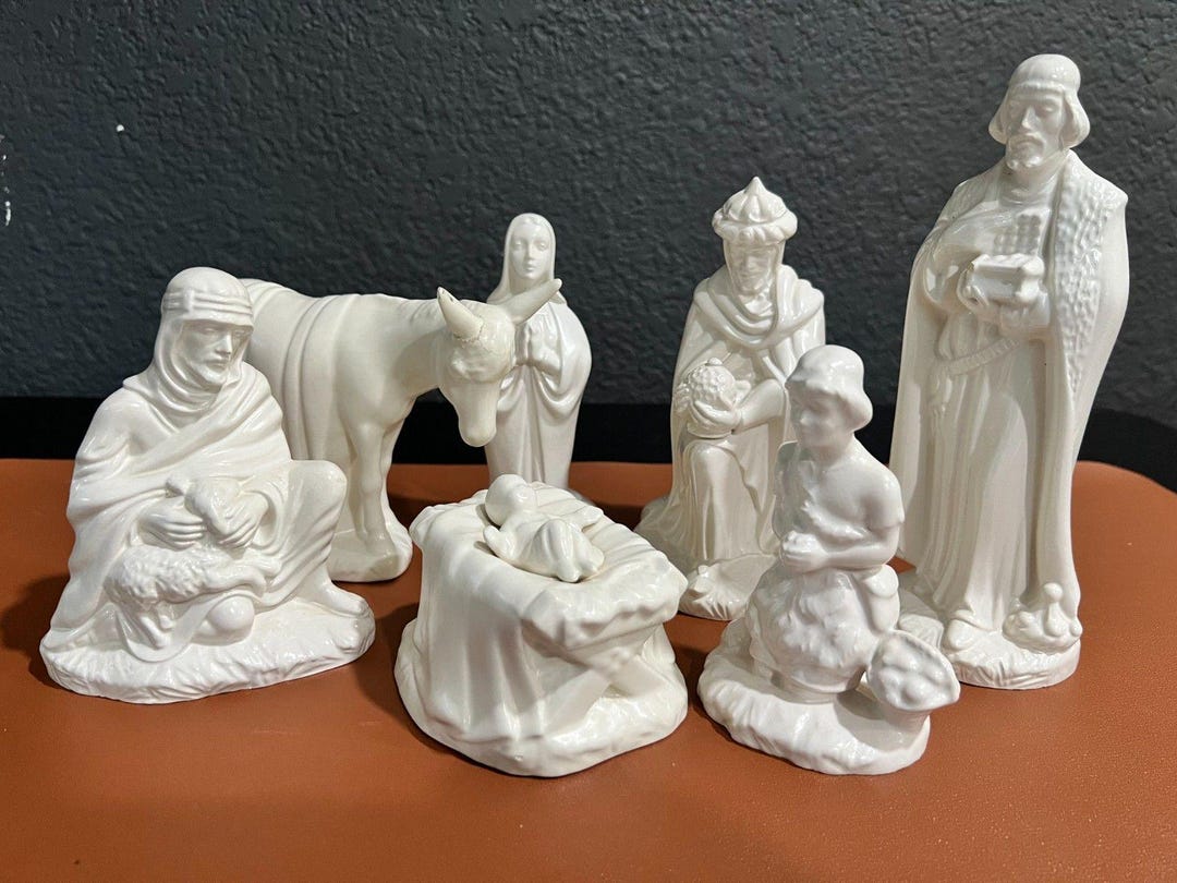 Vintage AVON Mold Nativity Set Pieces Ceramic Hand Painted Rare White ...