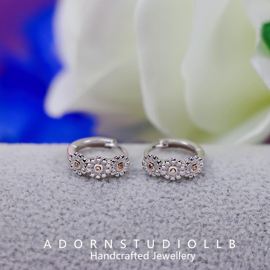 Daisy Ear Cuffs, Simple Floral Hoop Earrings for Women S925 Sterling ...