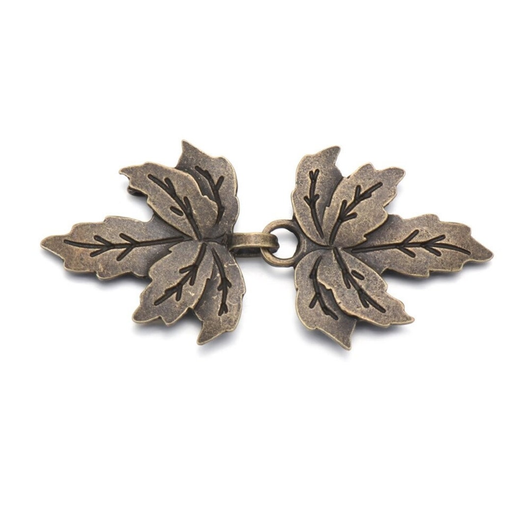 Leaf Cloak Clasp in Antique Brass or Silver - Etsy