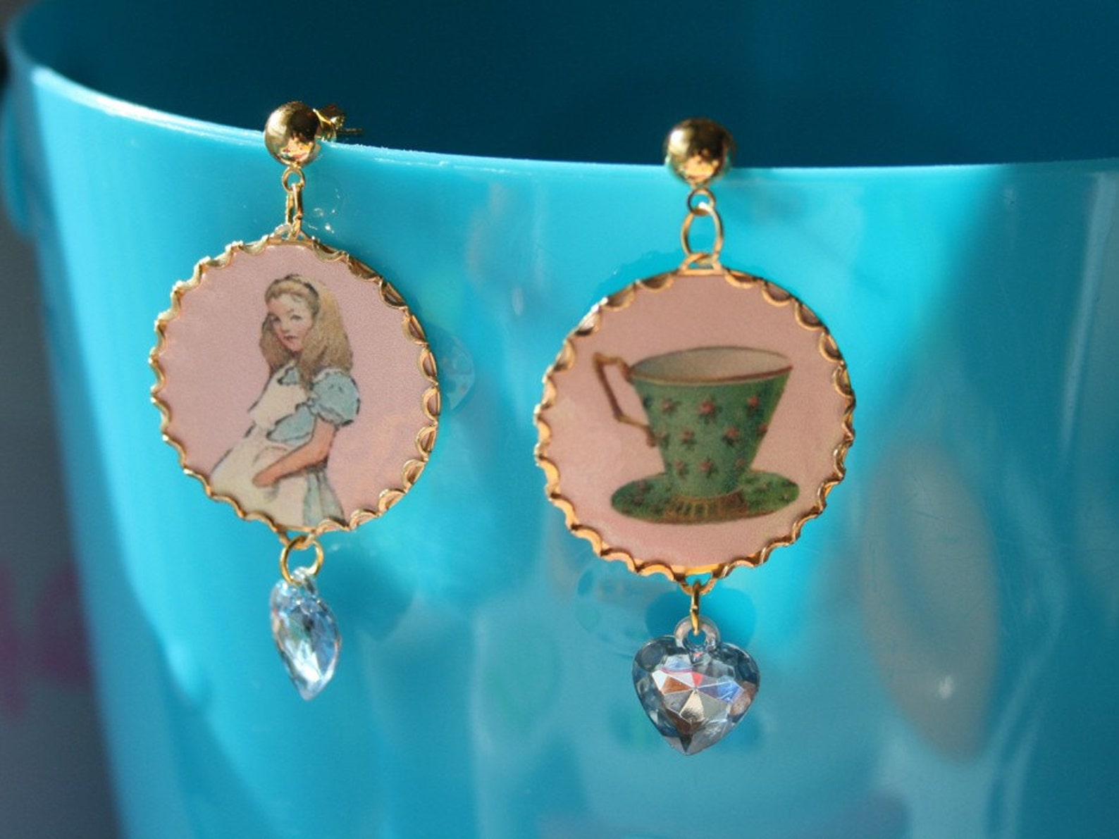 Alice in Wonderland Earrings - Etsy