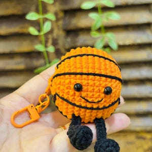 Handmade Crochet Basketball Keychain –amigurumi Plush Toy,crochet Mini ...