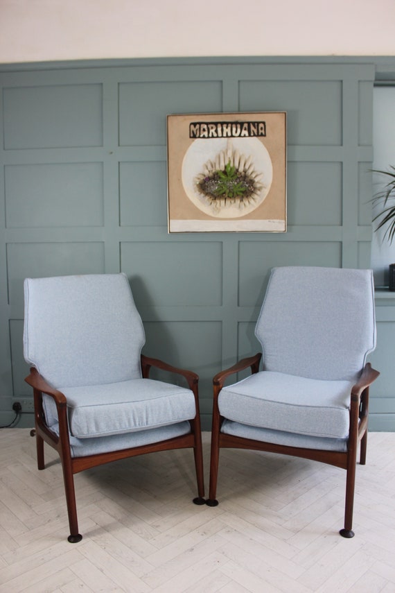 Fler armchair store