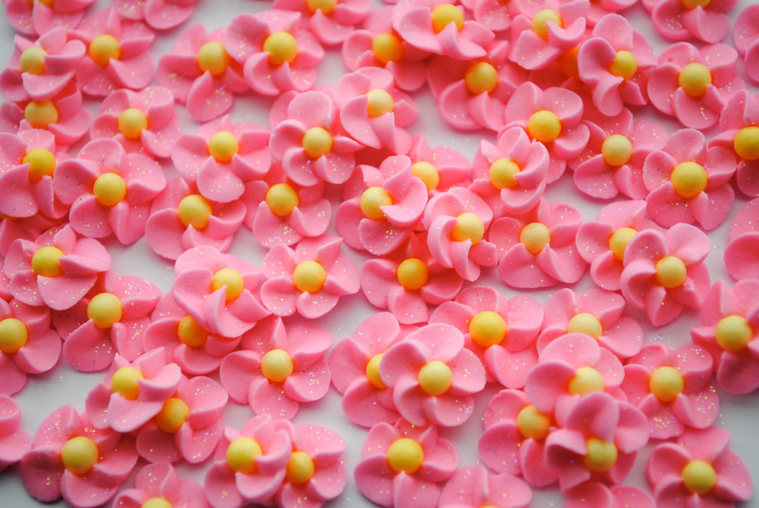50 Handmade Pink Sparkling Royal Icing Flowers With Yellow - Etsy