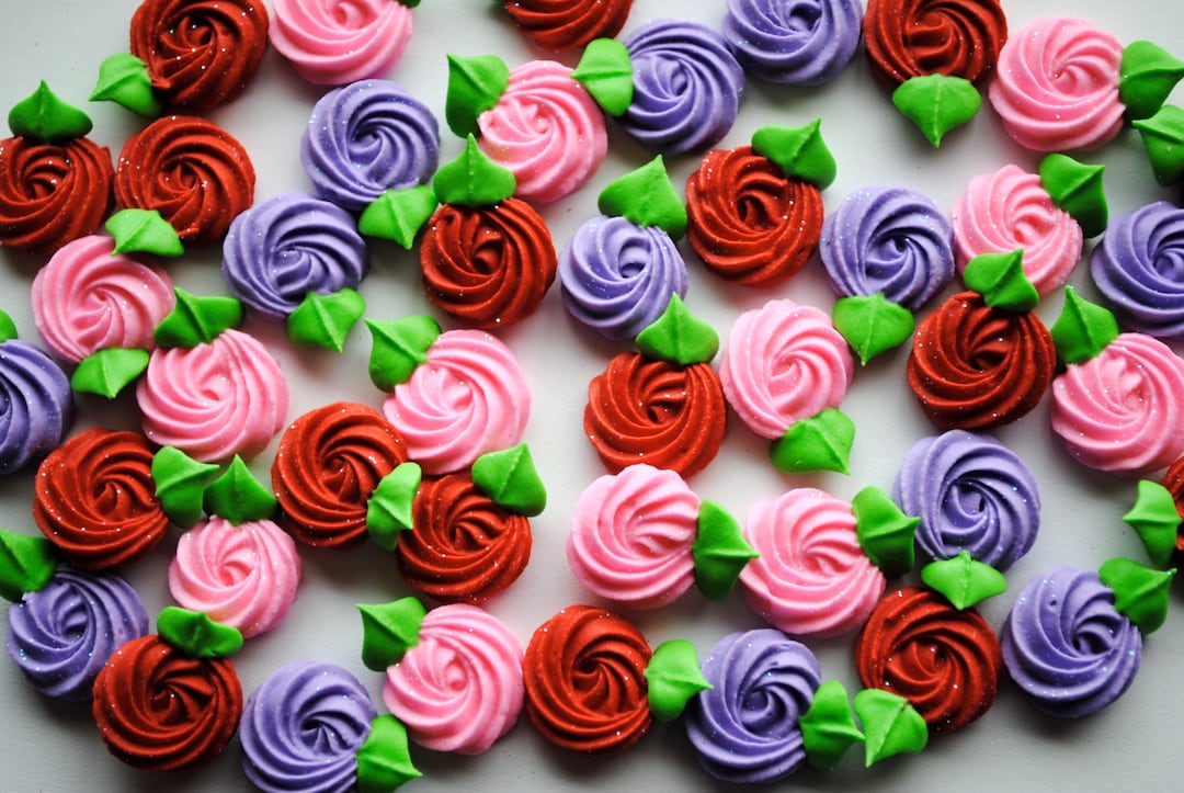 Valentine Rosettes- in Red, Pink and Lavender- Made From Royal Icing ...