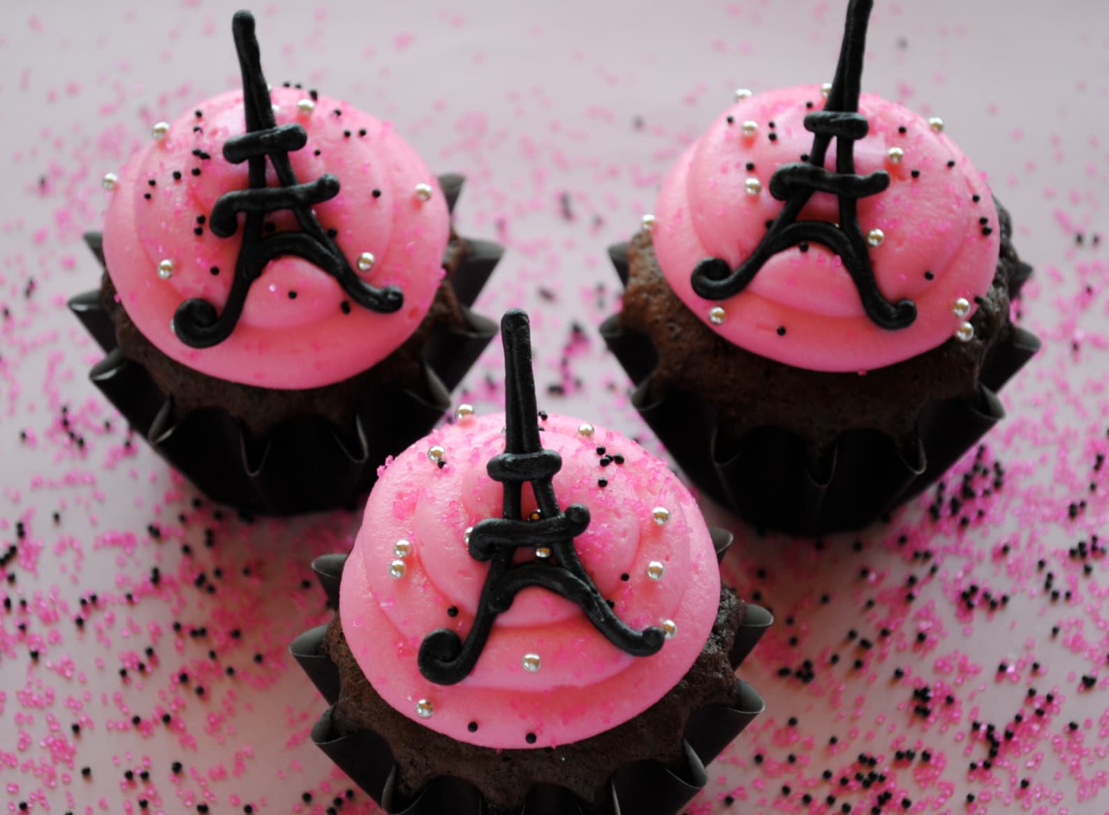 Royal Icing Eiffel Tower Cupcake Toppers Paris Party Royal Icing 12 - Etsy