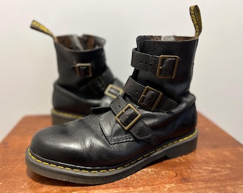 Shinobu Boots - Etsy