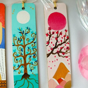 Marque-page en bois peint à la main – Handmade Wood Bookmark — cadeau ...