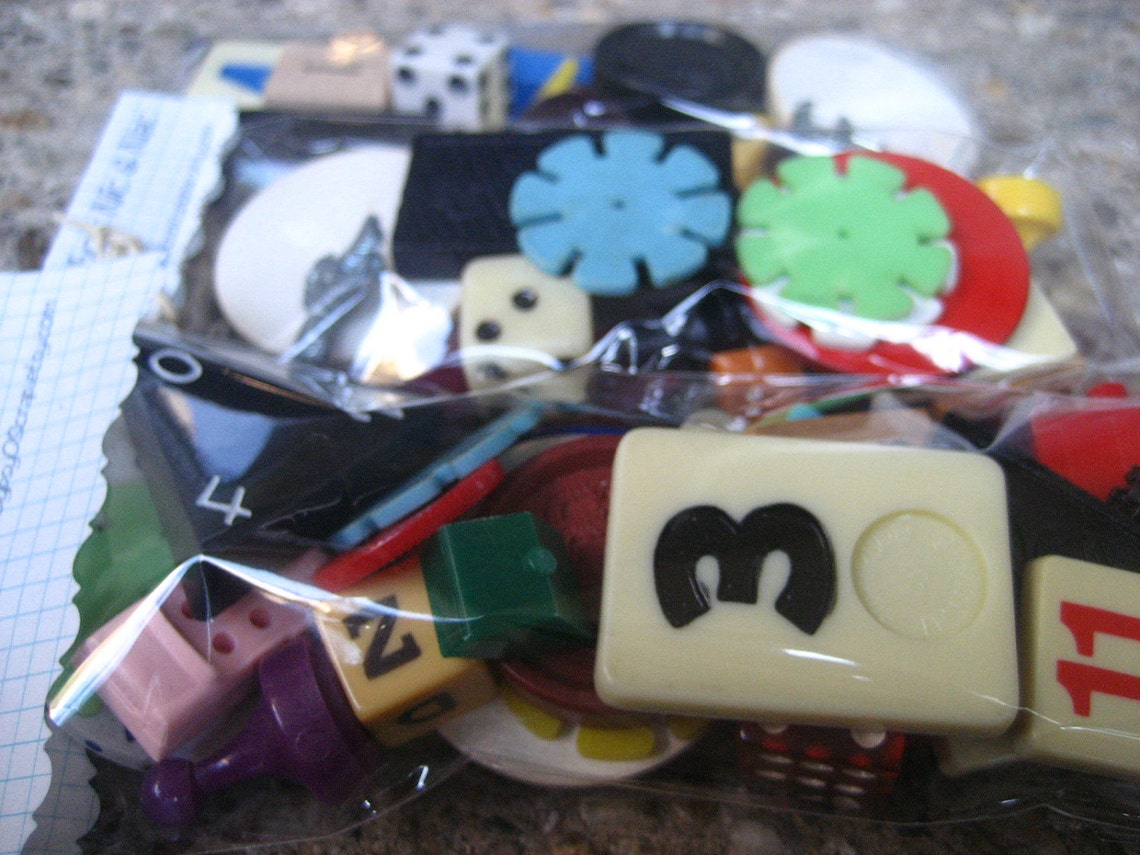 Game Piece Lot 30 Pieces Vintage Game Pieces for Assemblage, Altered ...