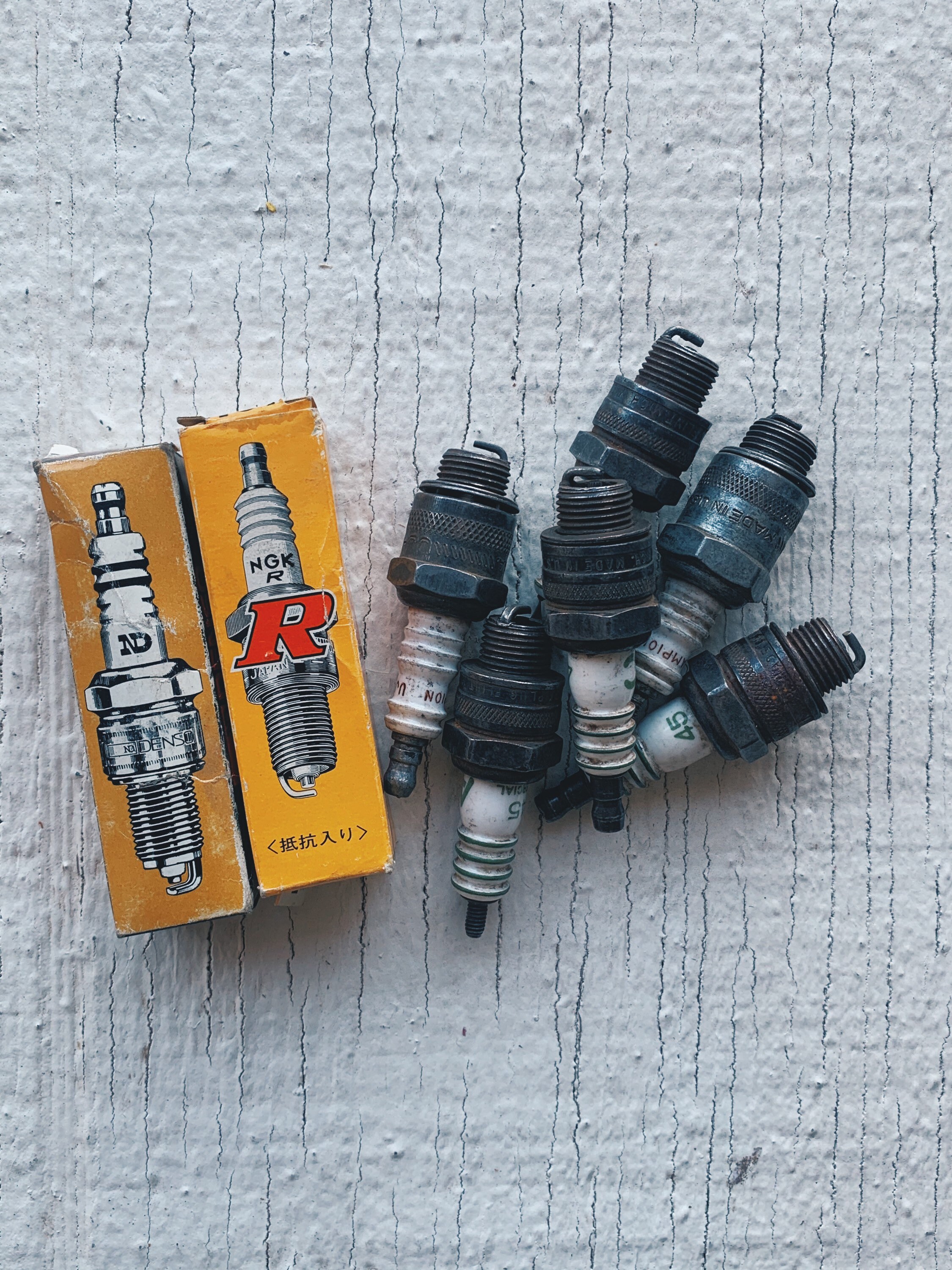 Spark Plugs and Original Box 6 Metal, Steampunk Supplies, Electrical ...