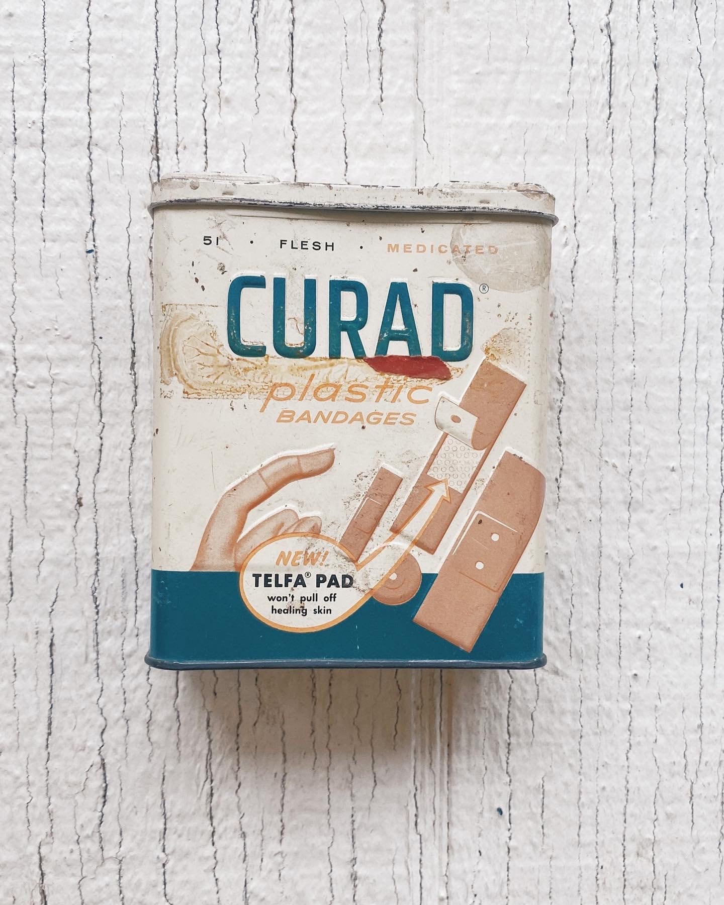 Vintage Curad Band Aid Tins, Band Aid Container Vintage Tin, Plastic ...