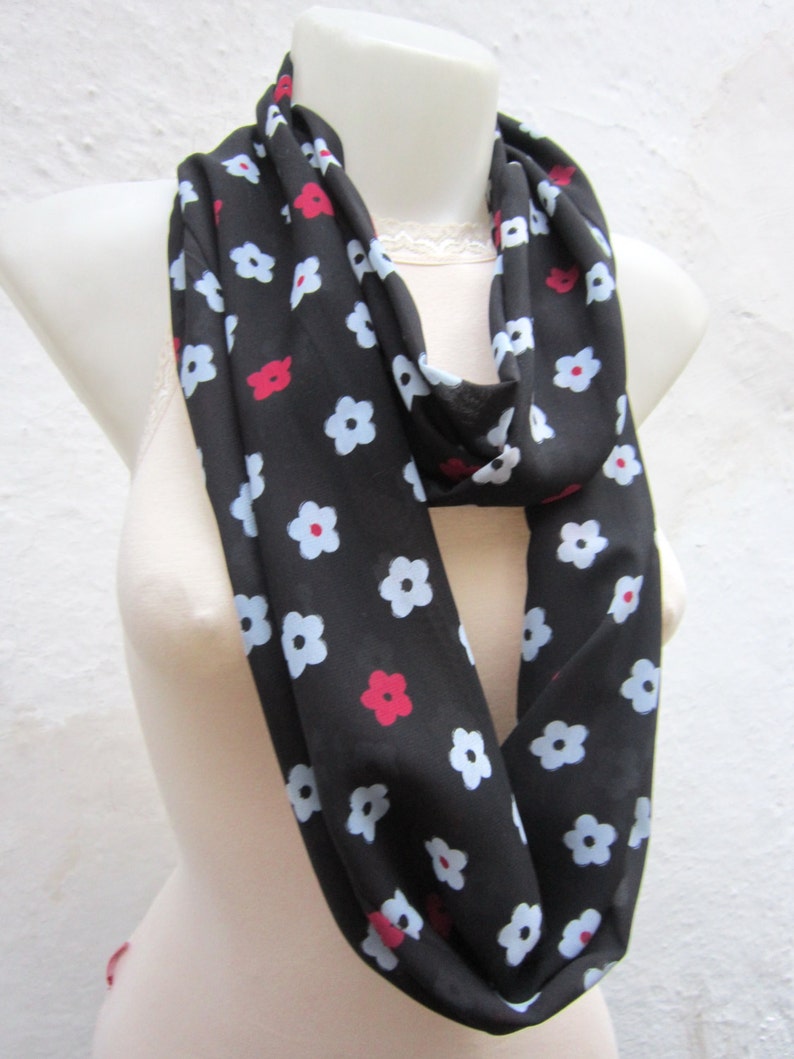 Circle Scarf Black Red Floral Infinity Scarf Loop Scarf - Etsy