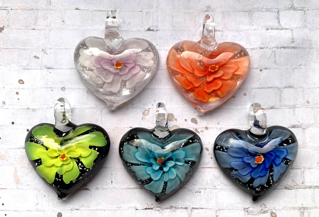 5 HEART Pendants Lot of Jumbo Glass Lampwork With Inner Flower - Etsy