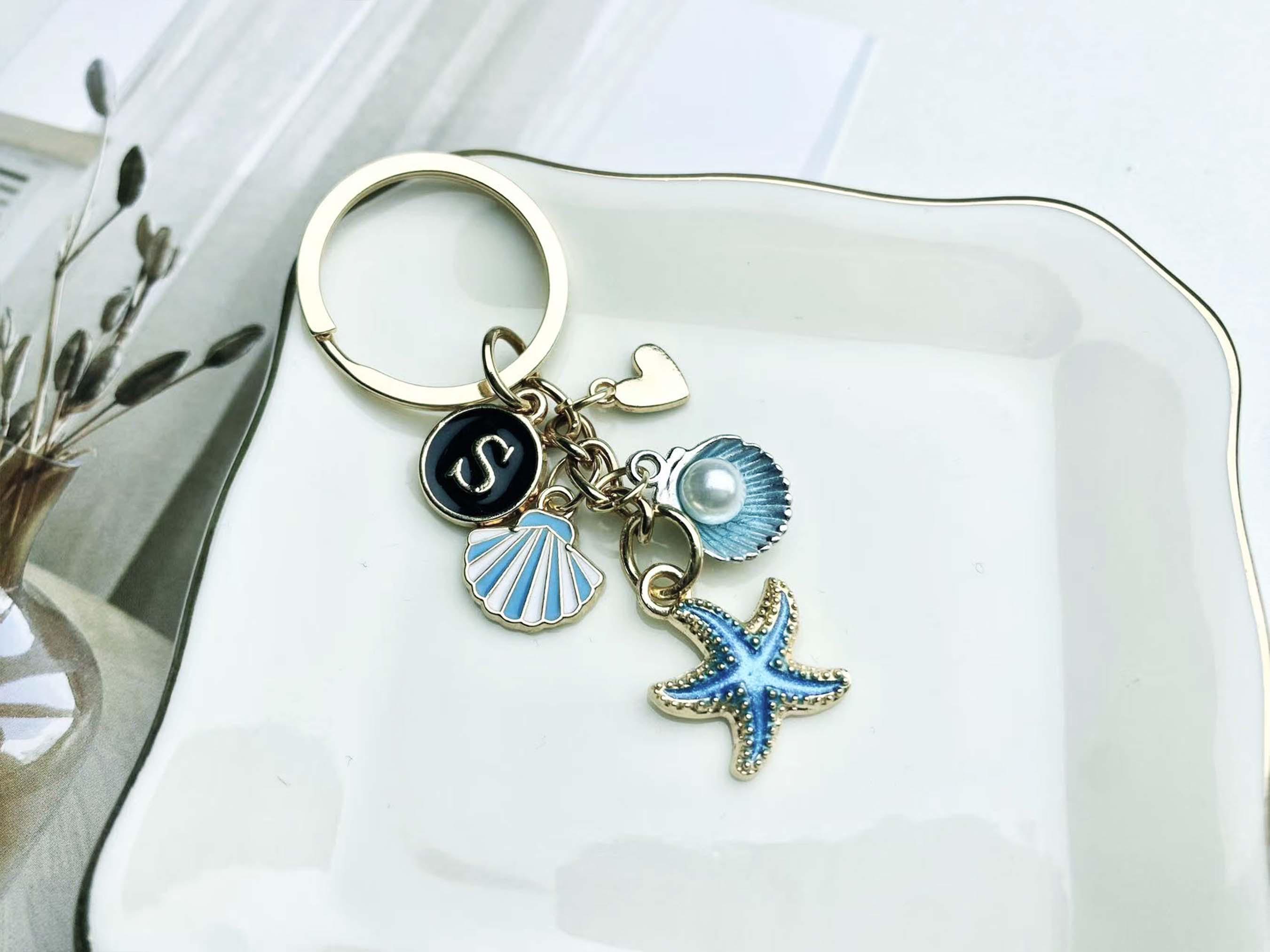 Personalized Seashell Keychain, Custom Initial Seashell Keychain With ...